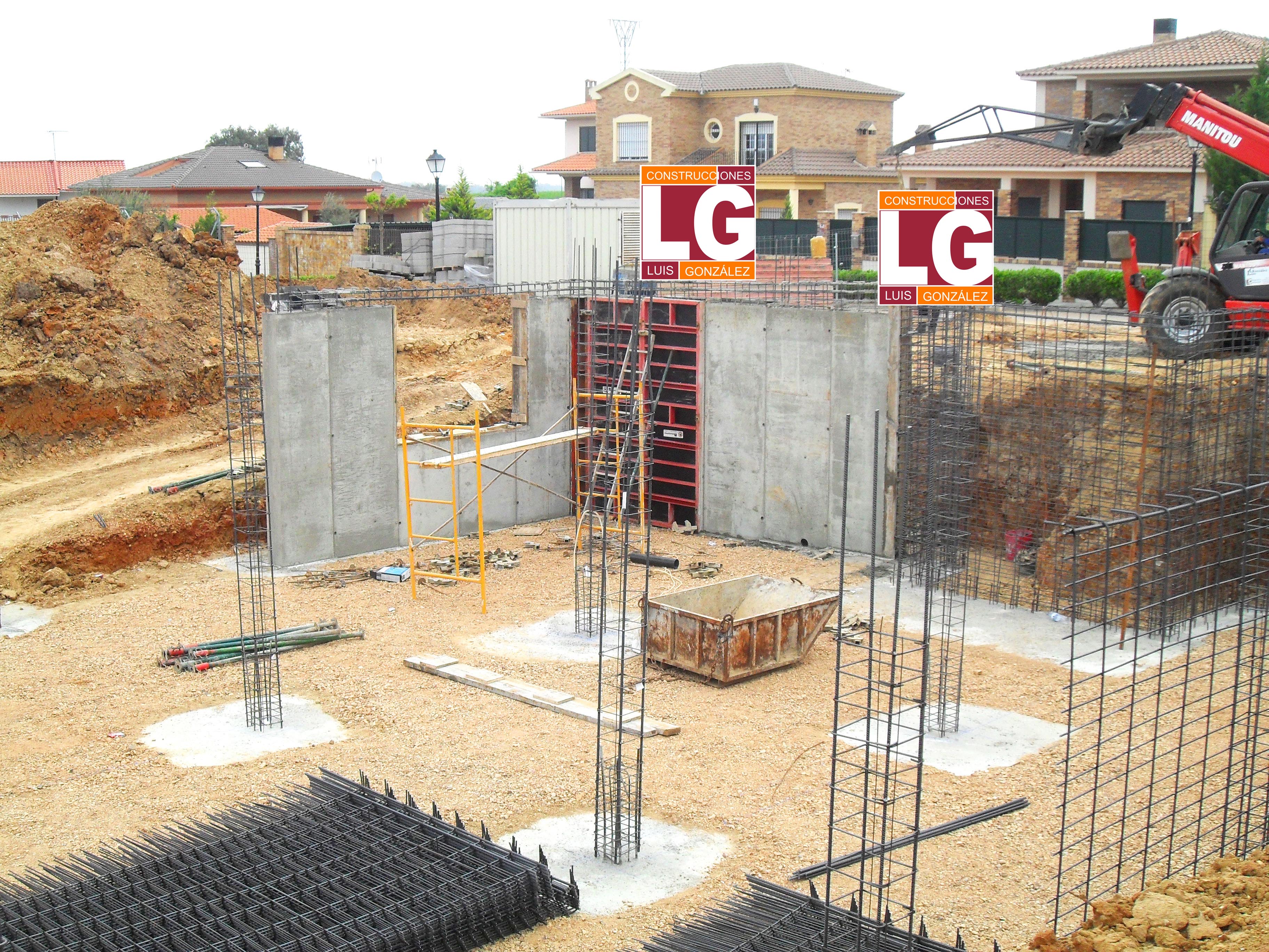 Construyendo – Construcciones Luis González